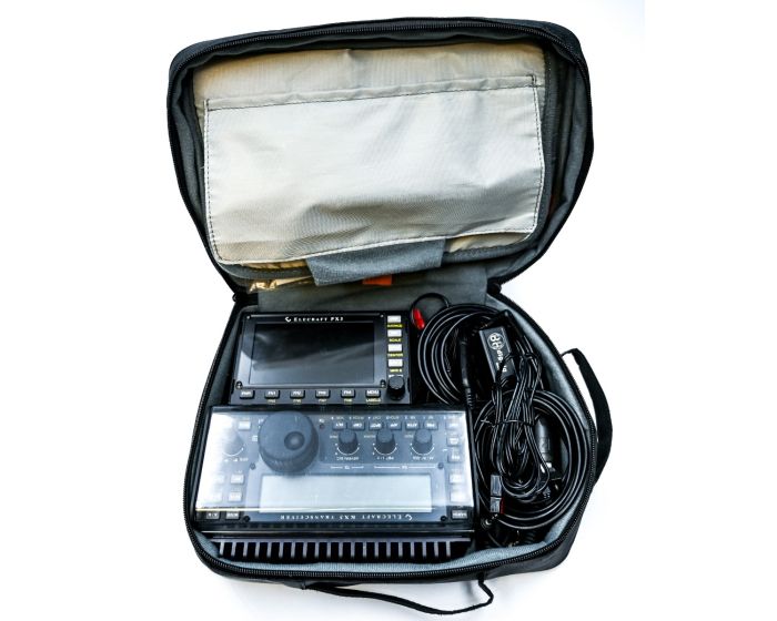 Used Very Good Elecraft KX3/PX3 Radio Bundle S/N: 11882 GigaParts.com